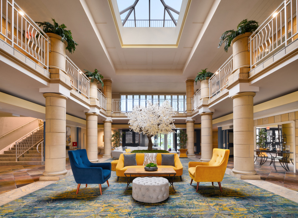 Photo Gallery of Atrium Hotel | Irvine Hotel